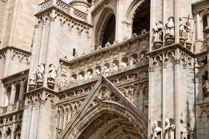 Toledo Historical Small Group Tour With Cathedral & Monuments - Why Choose This Tour for Your Toledo Visit