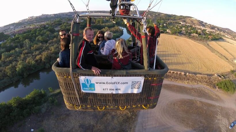 Toledo: Hot Air Balloon Ride with Spanish Breakfast - Key Points