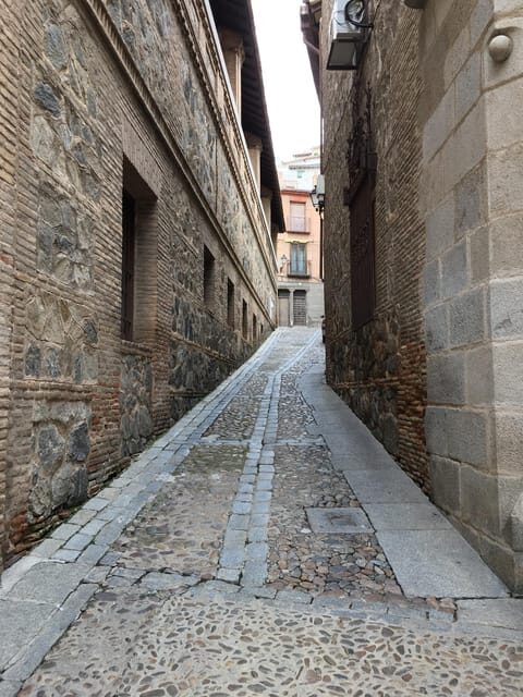 Toledo - Private Historic Walking Tour - Starting Point: The New Bisagra Gate