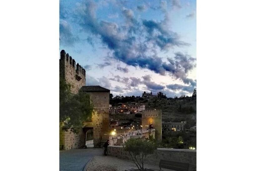 Toledo: Private Walking Tour with a Local Guide - Key Points
