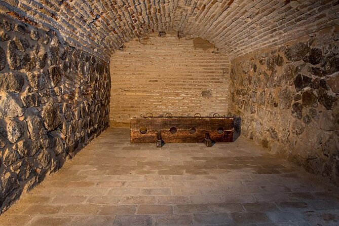Toledo Underground Tour Visit Thermae and Private Basements - Geological Formations and Architectural Marvels