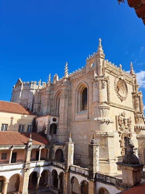 Tomar: Almourol Castle, Constância, convent of Christ - The Sum Up