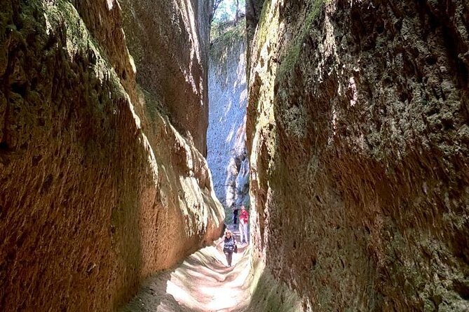 Tomb Hunting and Trekking Adventure in Sovana - Discovering the Essence of Sovana