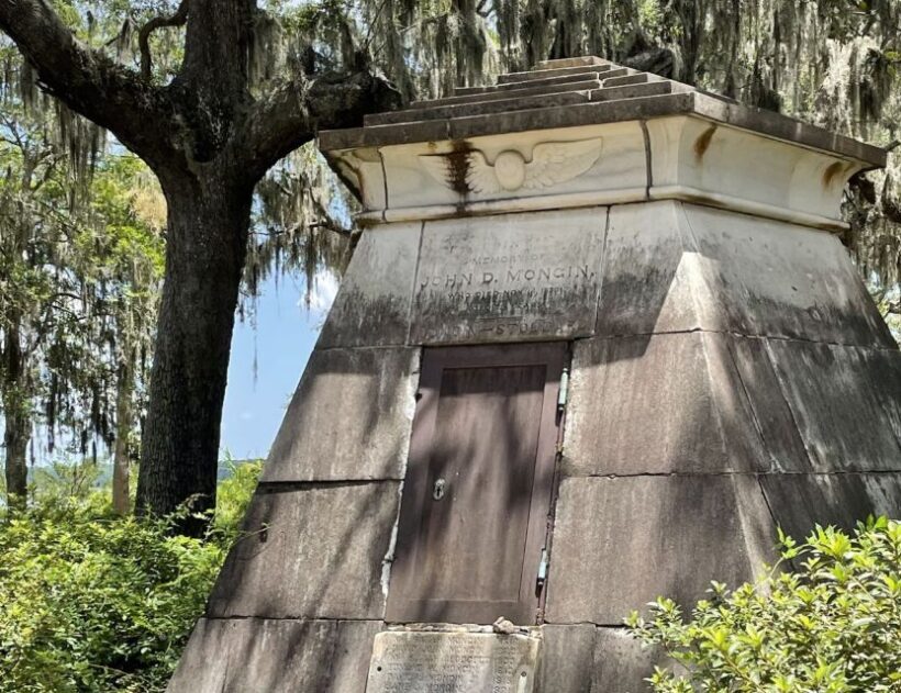 Tombs of Savannah: Bonaventure Cemetery Experience - The Sum Up