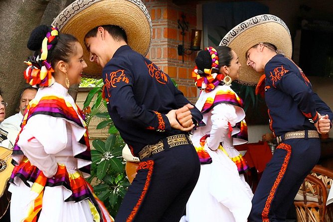 Tonalá & Tlaquepaque Tour: Art Towns & Pottery Experience - Pricing and Booking