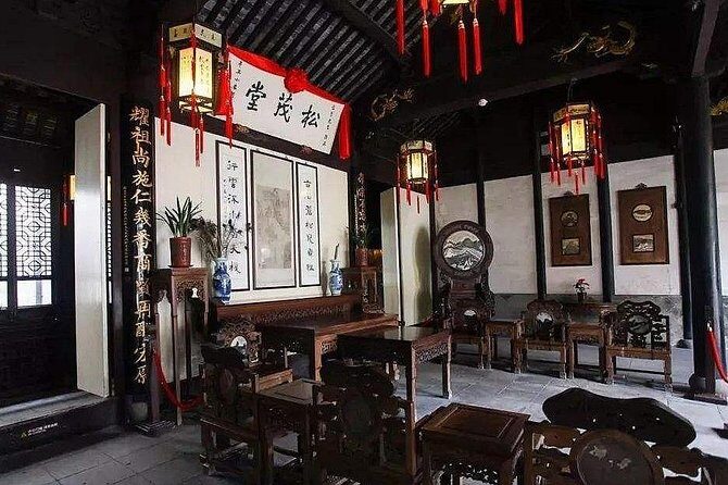 Tongli and Zhouzhuang Private Day Trip from Shanghai with Boat Ride - FAQ