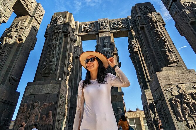 Top Highlights of Tbilisi: Old City Sameba Chronicles of Georgia - Cultural Insights From Knowledgeable Guides
