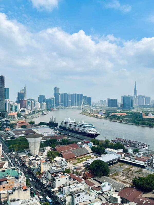 Top Home Cooking Class with Stunning River View AC Kitchen - Analyzing the Value