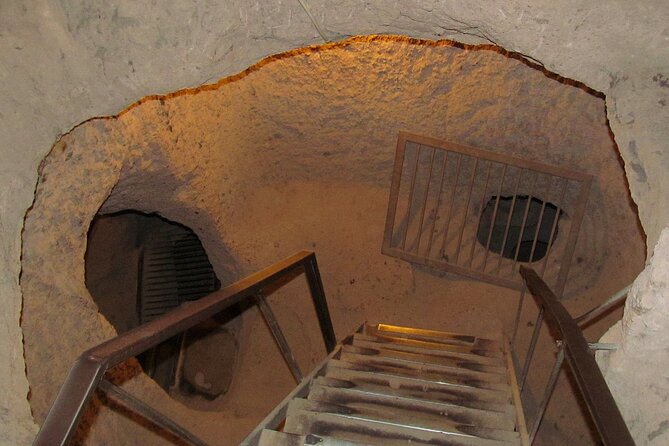 Top Notch Cappadocia: 1,2 or 3-Day Private Guided Cappadocia Tour - Discovering Ancient Cave Dwellings