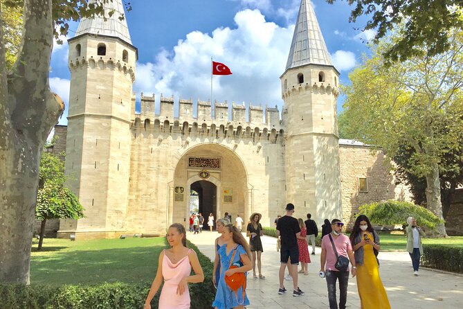 Topkapi Palace With Harem and Blue Mosque Review - What Youll See
