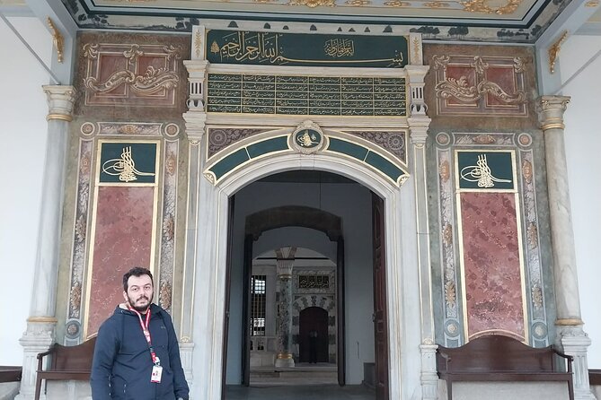 Topkapi Palace with Harem Walking Tour with Guide - Value and Practical Considerations