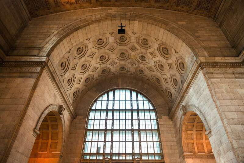 Toronto: 2-Hour Downtown Walking Tour - The Value of Guided Tours in Downtown Toronto