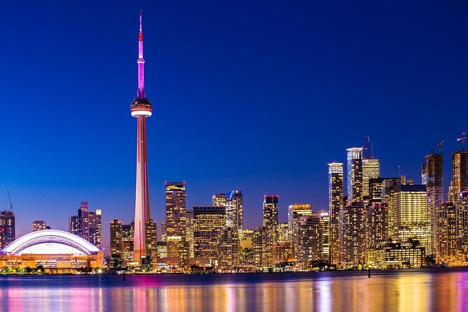 Toronto Airport Private Arrival Transfer-YYZ to Toronto Downtown - The Experience in Detail