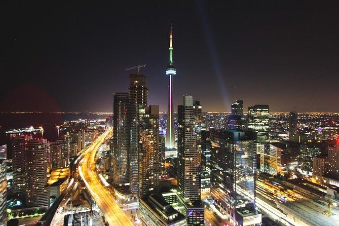 Toronto Bar Hunt: Take On Toronto Bar Crawl - What Is the Toronto Bar Hunt Experience?