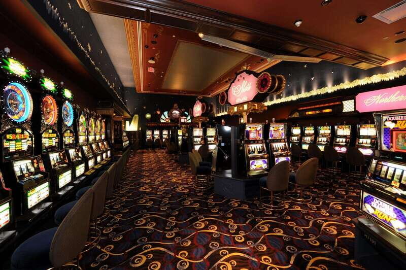 Toronto: Casino Rama VIP RV Tour with Private Driver - Key Points