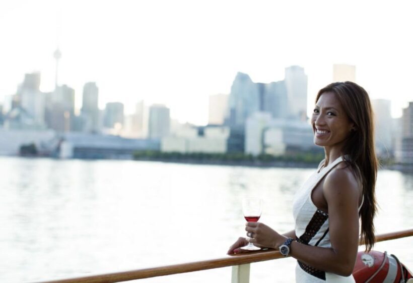 Toronto: City Views Harbor Cruise - FAQs