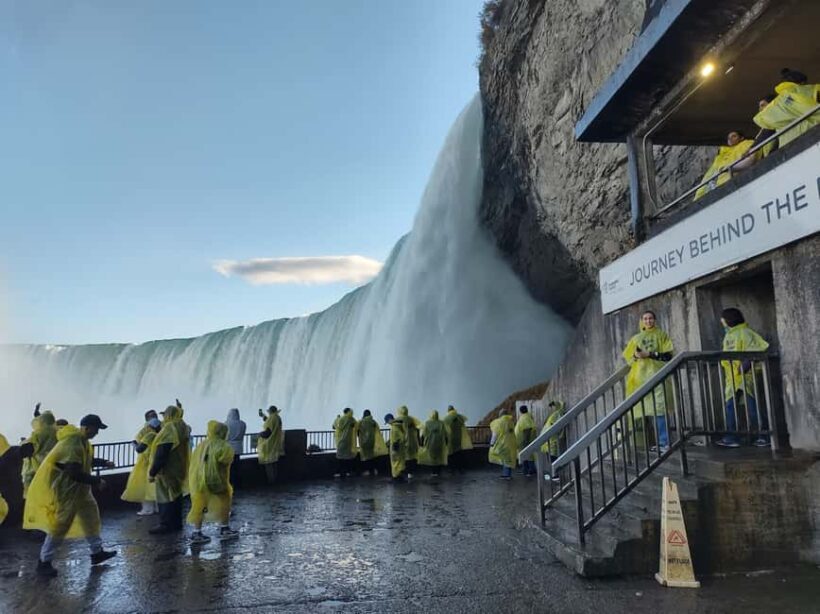 Toronto: Customized Private Trip to Niagara Falls - An In-Depth Look at the Experience