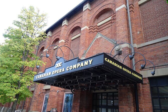 Toronto Distillery District Self-Guided Walking Tour - Who Is This Tour Best For?