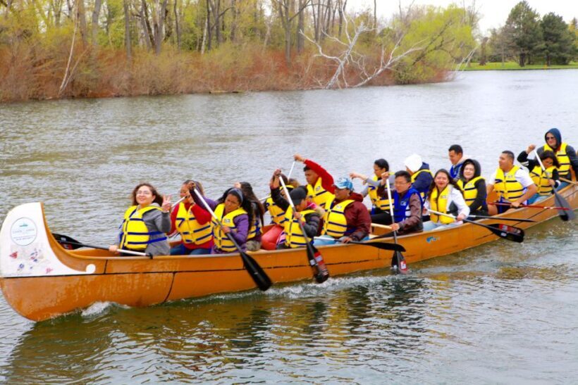 Toronto: Fall Colours Canoe Tour of the Toronto Islands - Key Points