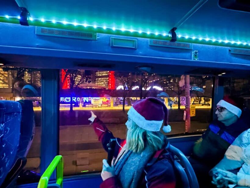Toronto: Festive Lights Bus Tour - The Experience and Atmosphere