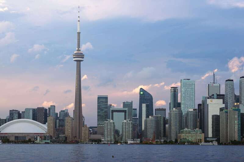 Toronto: Guided layover and stopover tour with transfers. - Exploring Toronto in Just 5 Hours