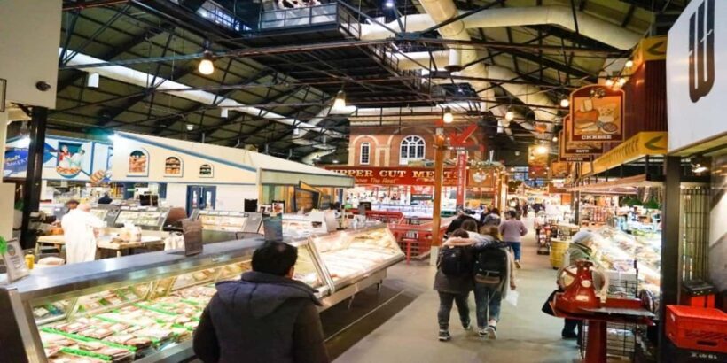 Toronto Highlights Walking Tour with Tower Entry - Summary: Is This Tour Worth It?