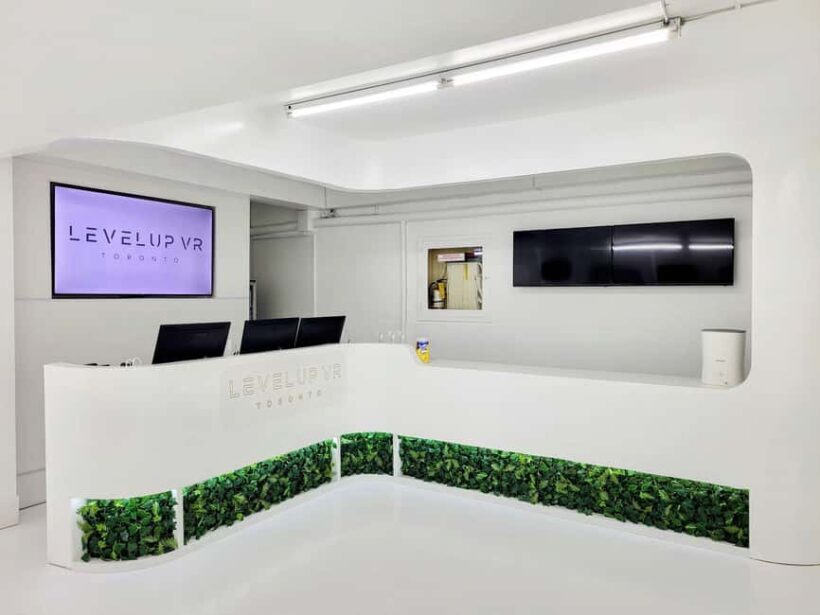 Toronto: Immersive Virtual Reality Arcade Experience - Game Variety and Highlights