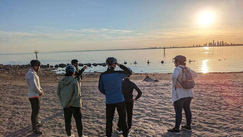 Toronto Islands: Morning or Twilight 3.5-Hour Bike Tour - FAQ