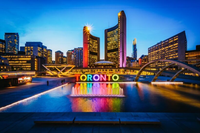 Toronto Premium Night Driving Tour with Tower Entry - Practical Tips for Travelers