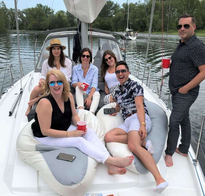 Toronto: Sailing Yacht Cruise of Toronto Harbor and Islands - Who Will Love This Cruise?