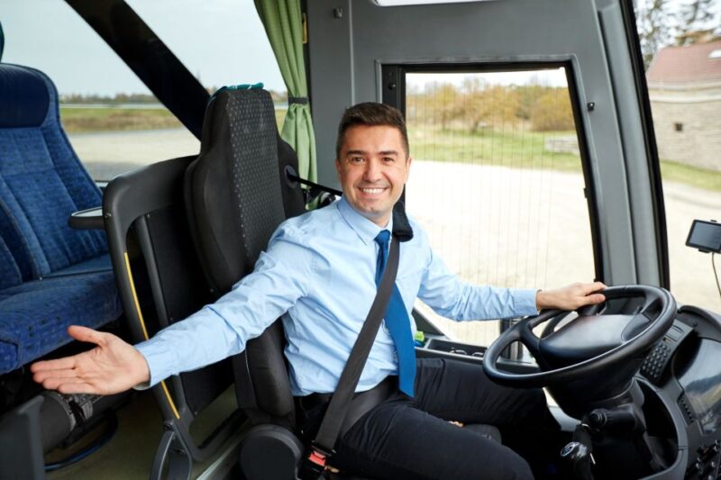 Toronto: Shuttle Transfer Between Downtown and Niagara Falls - An Honest Look at the Service