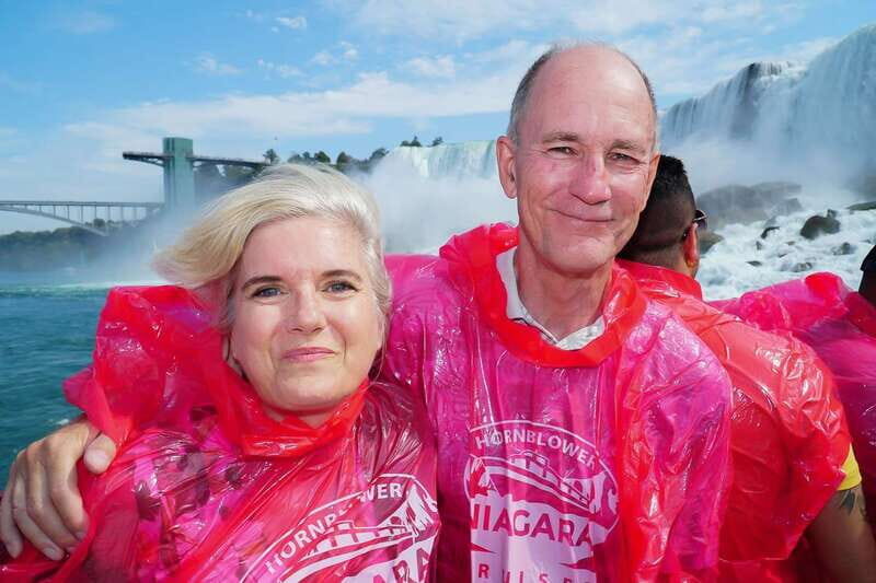 Toronto: Splendours of Niagara Falls Small Group Tour w/Boat - A Closer Look at the Tour Experience