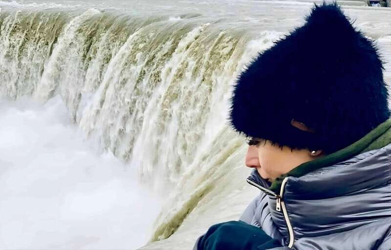 Toronto: Winter Niagara Falls Tour with Attractions Package - Key Points