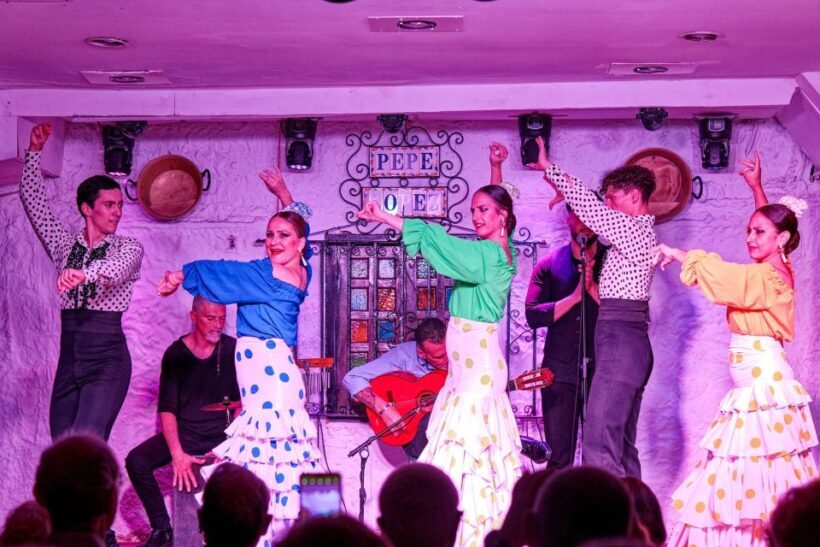 Torremolinos: Flamenco Show with Drinks - The Experience in Detail