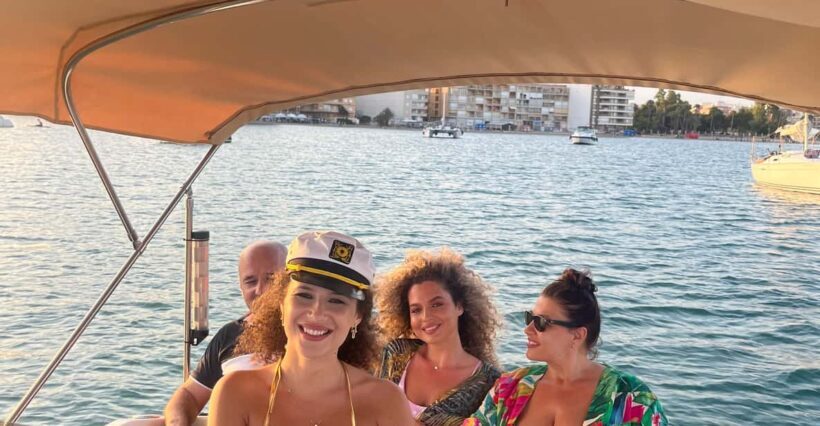 Torrevieja: Sunset onboard + Cava Cup - The Sum Up
