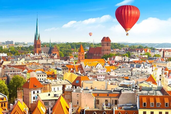 Torun Old Town Highlights Private Walking Tour - Practical Details: What to Expect