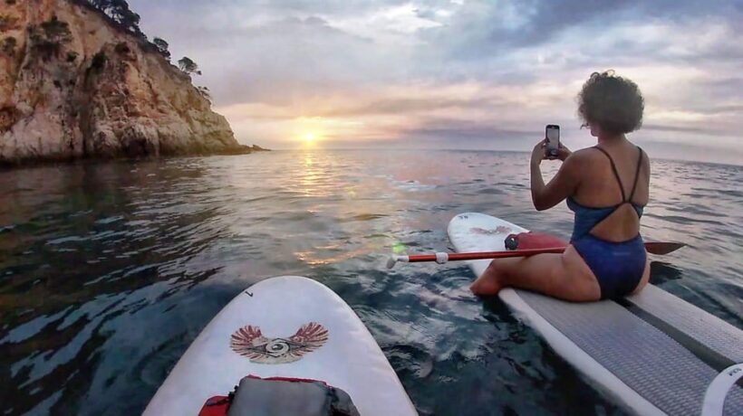 Tossa de Mar: Guided Route in Paddle Surfing&Coves and Caves - Tossa de Mar: Guided Route in Paddle Surfing, Coves, and Caves