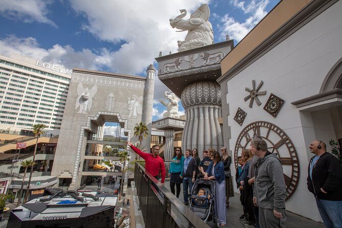 Total Hollywood Experience with Walk of Fame and Celebrity Homes Tour - Group Size and Experience