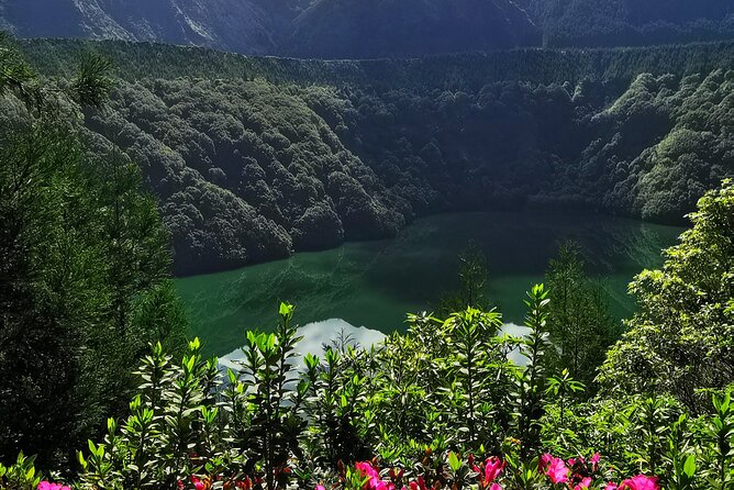 Totally personalized private tour to Sete Cidades and Lagoa do Fogo (west) - FAQs