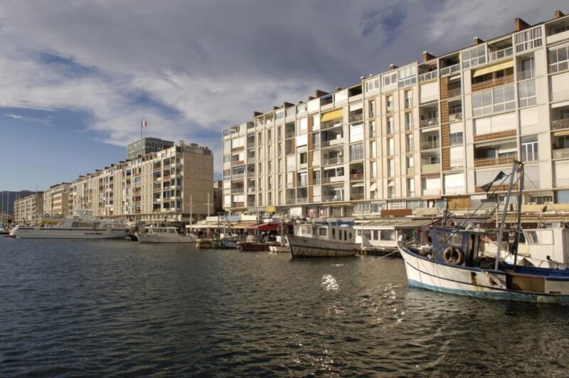 Toulon: Express Walk with a Local in 60 minutes - Is the Tour Worth the Price?