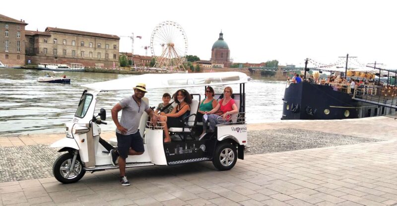 Toulouse: Electric Tuk-Tuk Tour with Photo Stops and Audio - Key Points