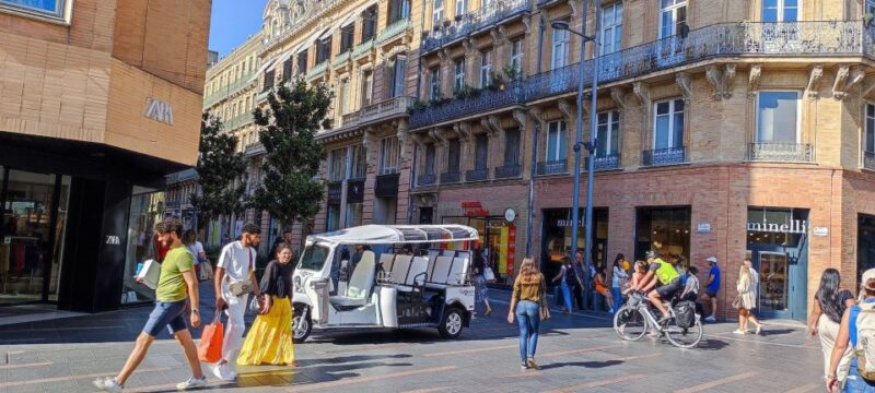 Toulouse: Electric Tuk-Tuk Tour with Photo Stops and Audio - Pricing and Value Analysis