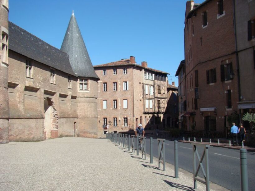 Toulouse to Carcassonne & Albi: Private Sightseeing Tour - The Practicalities: What’s Included and What’s Not