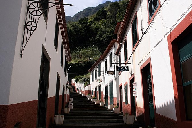 Tour - 8 Villages to the West - The Value of the Experience