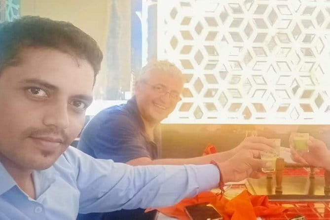 Tour a Nueva y Vieja Delhi Con Guía en Idioma Español - FAQs