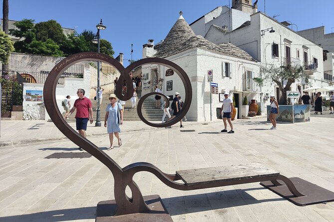 Tour: Alberobello, Ostuni & Locorotondo, Apulian Aperitif - Key Points