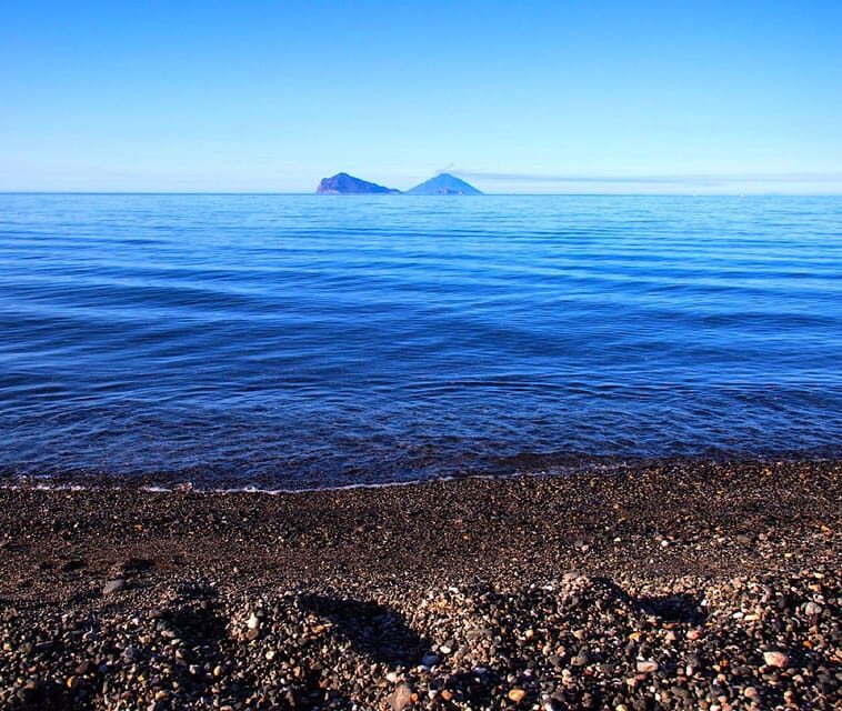 TOUR: ALICUDI E FILICUDI (MAX 12 P) - The Scenic Highlights: A Visual Feast