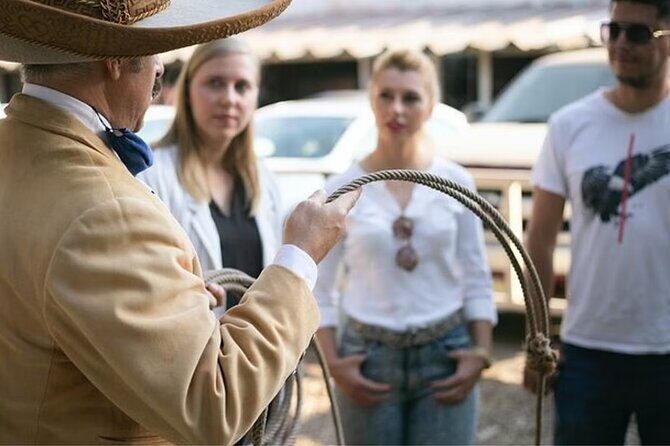 Tour between Charros, Mariachi and Tlaquepaque - Who Will Love This Tour?