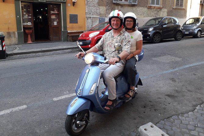 Tour by Vespa - Discovering Hidden Gems