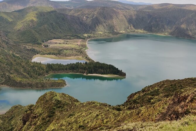 Tour by Zafira on the Island of São Miguel Azores - Key Points